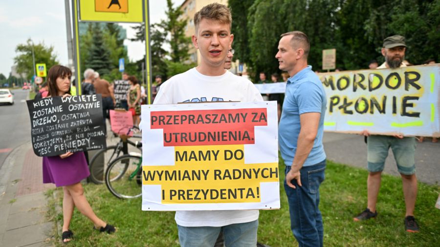 Protest mieszkańców przeciwko wycince drzew