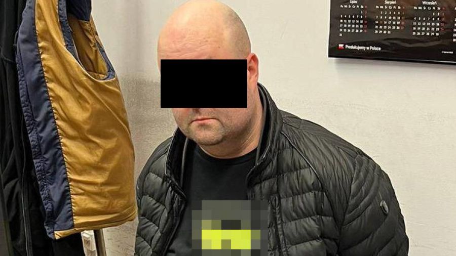 Wyłudzał od kobiet pieniądze i kosztowności. Bydgoscy policjanci ... Wyłudzał od kobiet pieniądze i kosztowności. Bydgoscy policjanci ...