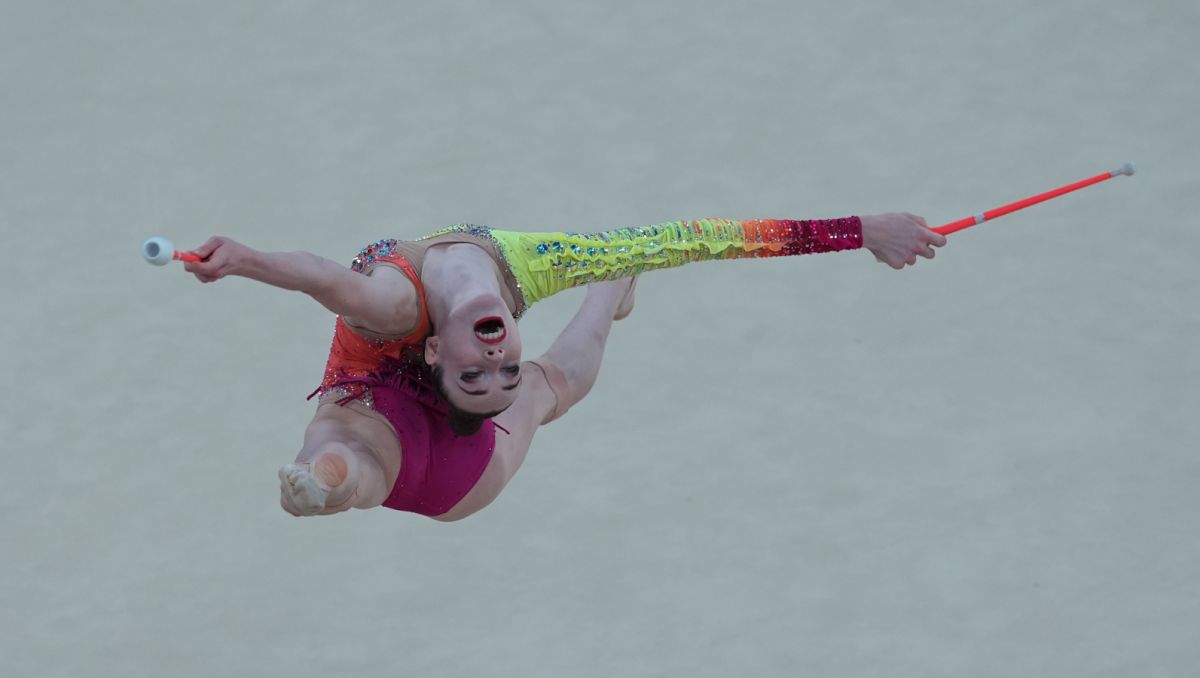 Paryż 2024: Daria Varfolomeev ze złotem w gimnastycznym wieloboju | TVP ...