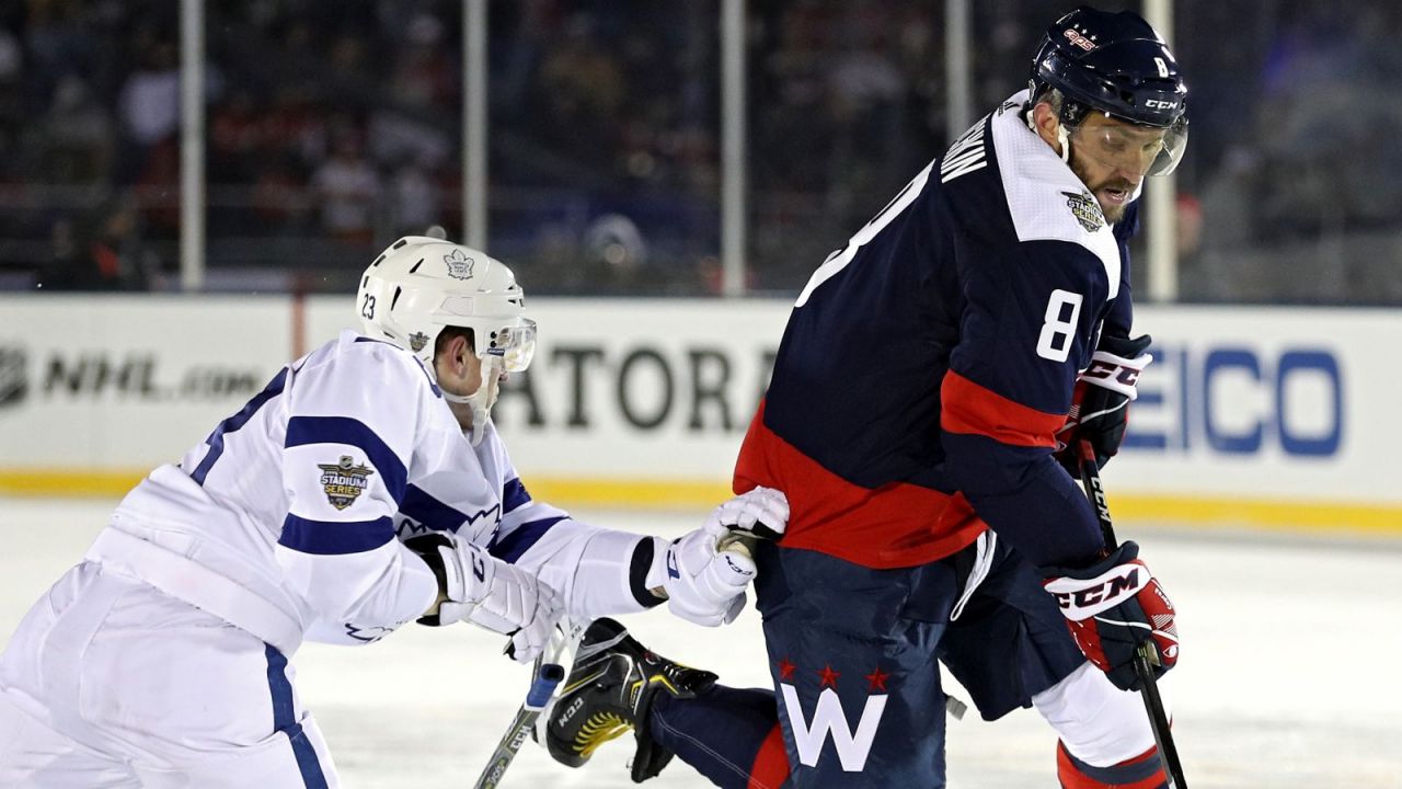 Rosjanin coraz bliżej wielkiego wyczynu w NHL | TVP SPORT