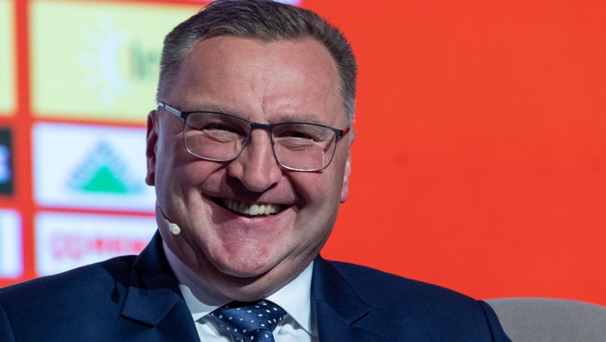 Czesław Michniewicz namaścił swojego następcę? "Były i przyszły" | TVP ...