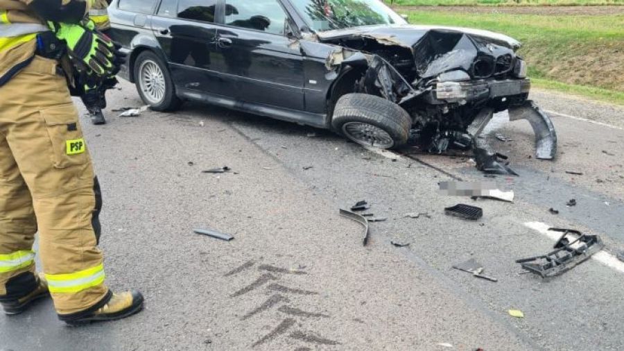 Kolizja w miejscowości Skotniki. Kierowca BMW uciekł z miejsca ...