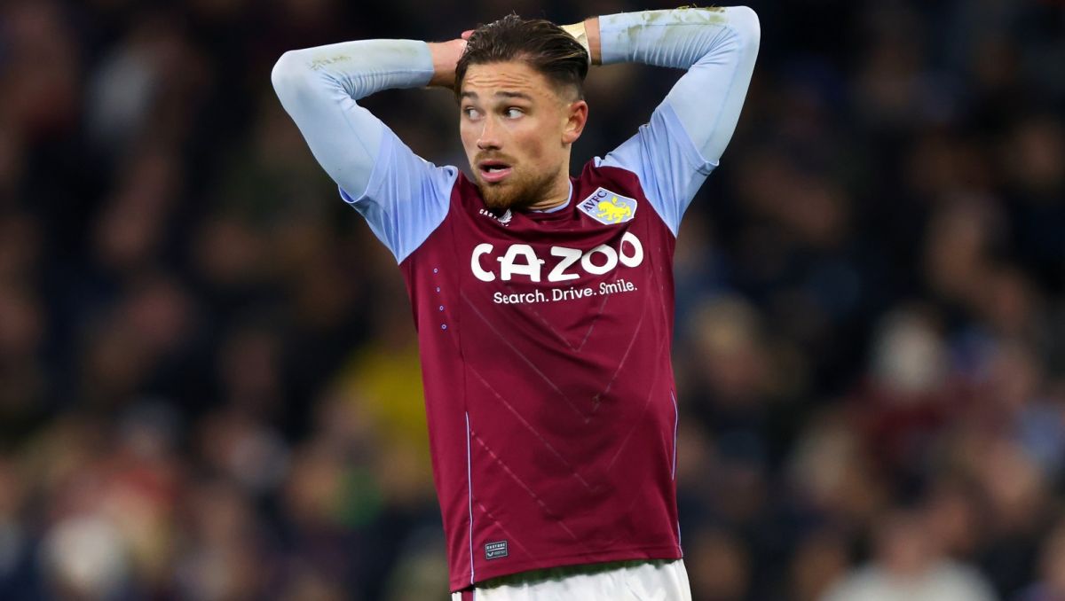 Premier League. Matty Cash zagrał na innej pozycji. "Miał żałosną ...