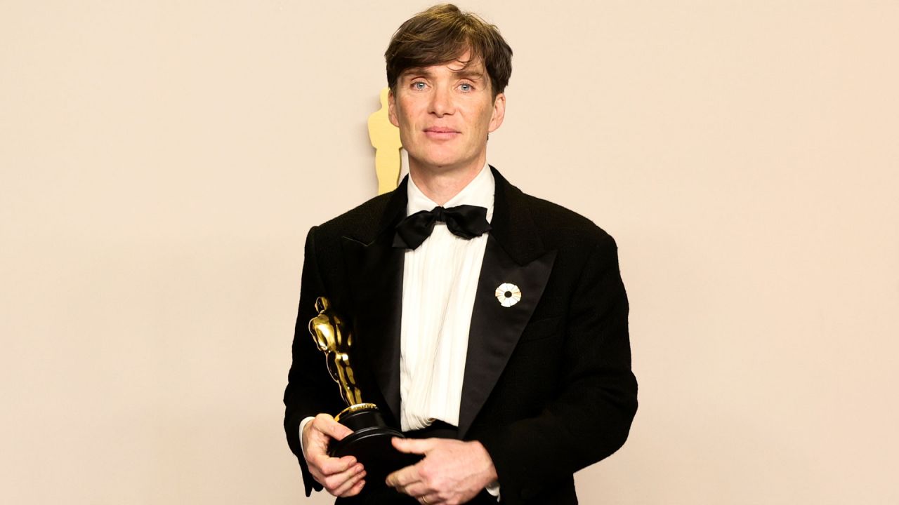 Cillian Murphy grał niekończące się solówki. Dlaczego został aktorem?