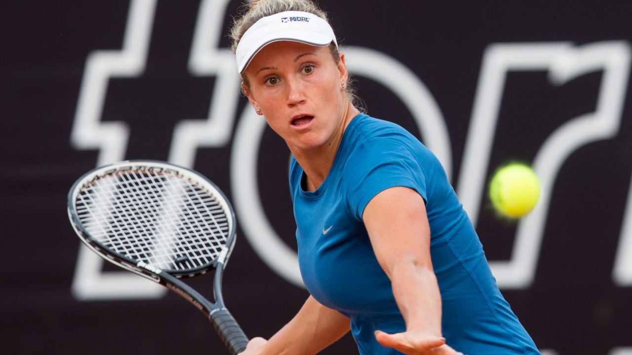 Polka walczy o półfinał WTA w Jurmali. Mecz Katarzyna Kawa – Chloe ... Polka walczy o półfinał WTA w Jurmali. Mecz Katarzyna Kawa – Chloe ...