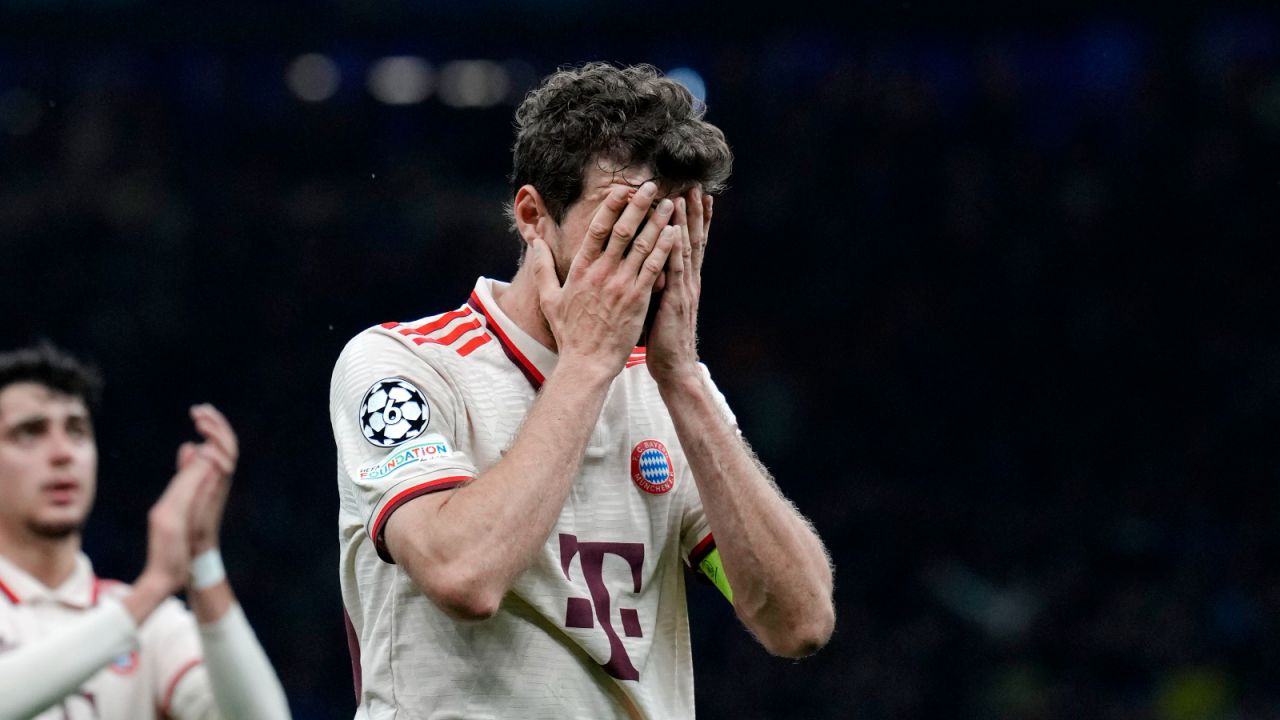 Bayern Monachium odpadł z Ligi Mistrzów. "To może boleć jeszcze ...