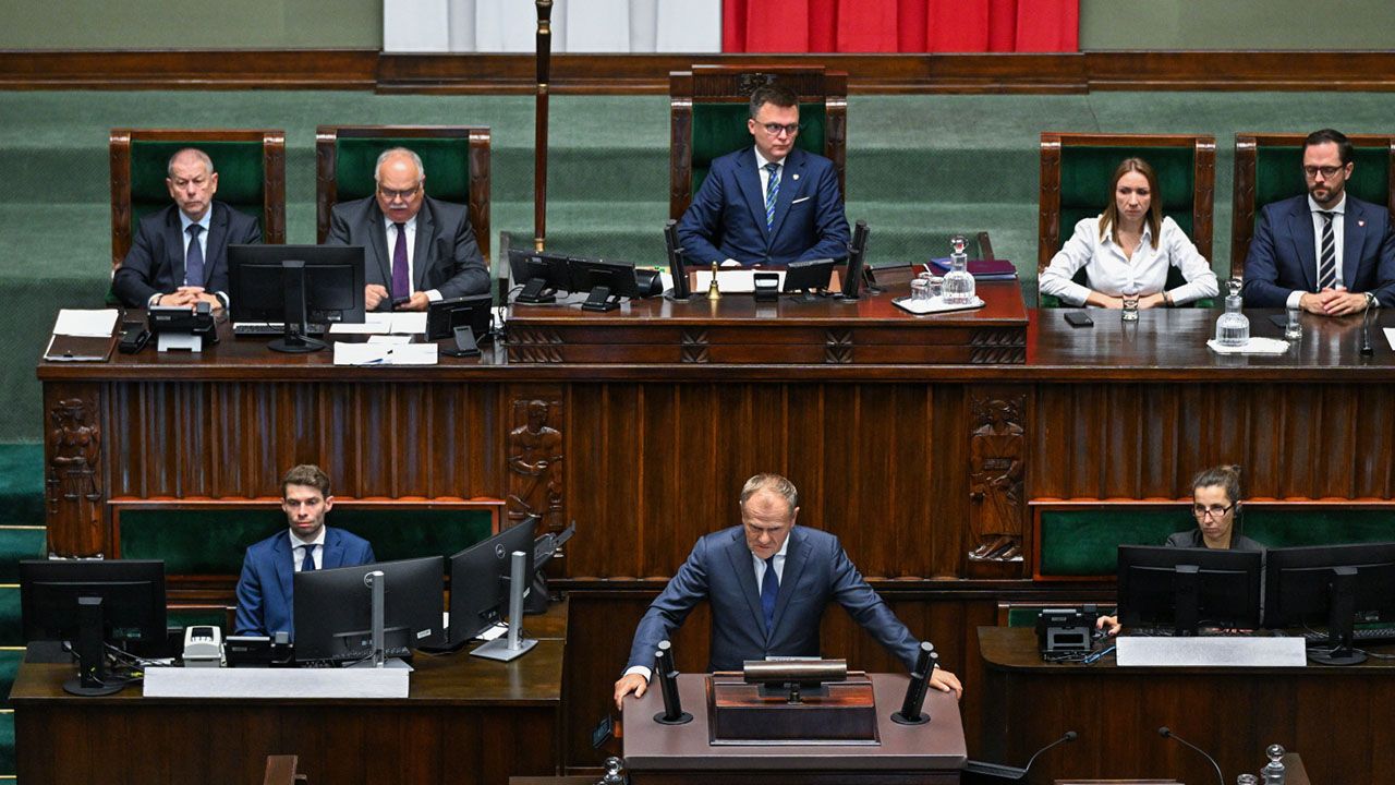 Premier Donald Tusk w Sejmie o ataku Rosji na Polskę. "To nie jest nasza wojna. Rosja ...