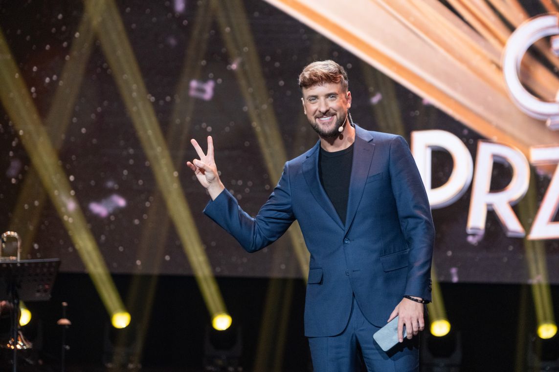 „Czas na przebój”: W ostatnim odcinku wybierano między utworami Sanah i Myslovitz [fotogaleria]