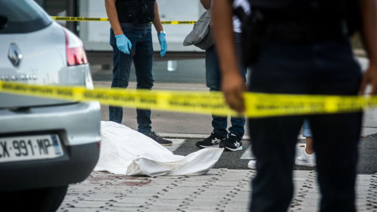 Francja: Atak nożownika w Milhouse, jedna osoba zmarła, kilkoro zostało rannych | TVP INFO