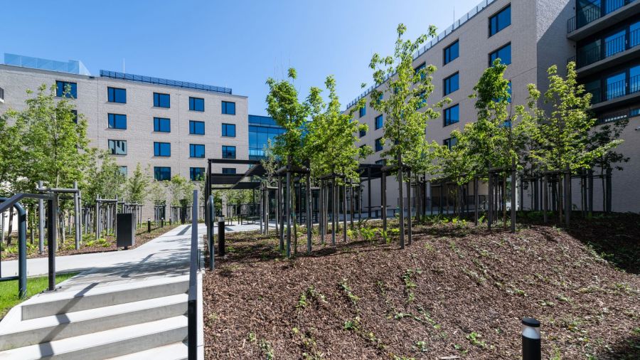 Akademik Meteor, UAM