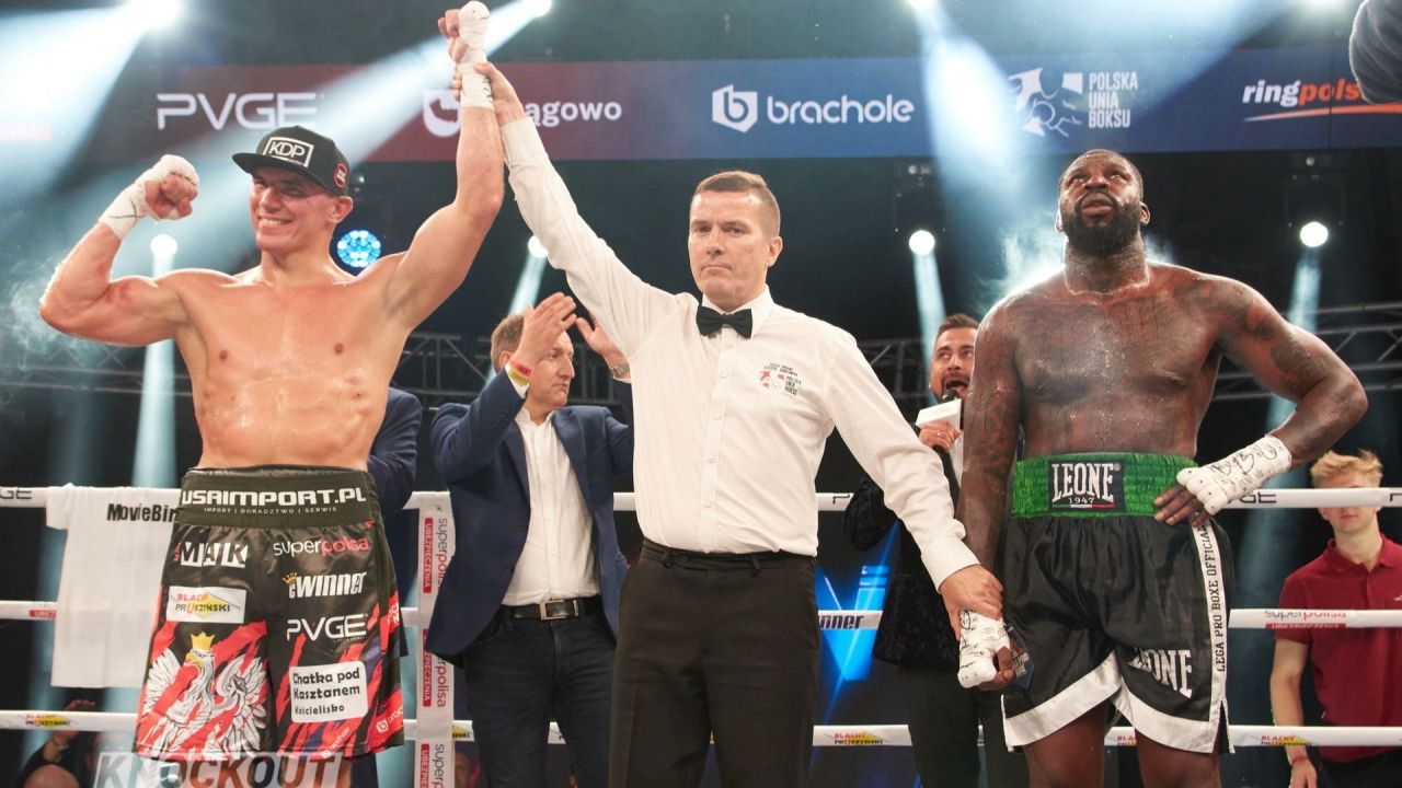 Rywal Mateusza Masternaka w szpitalu. Felipe Nsue przytomność po walce ...