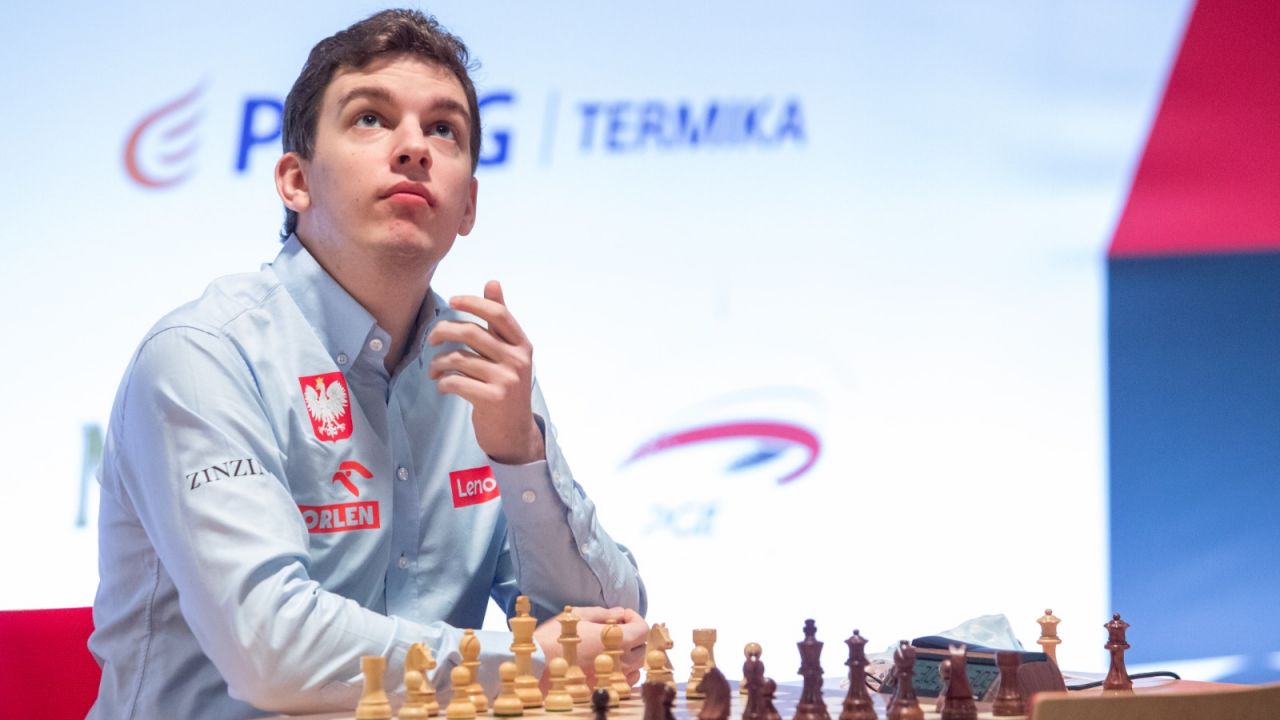 Champions Chess Tour. Duda wygrał z Praggnanandhaą w szóstej rundzie w ...