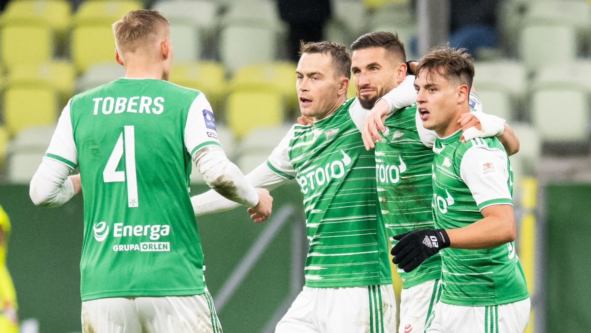 Łukasz Zwoliński nowym piłkarzem Rakowa Częstochowa. Zamienił ...