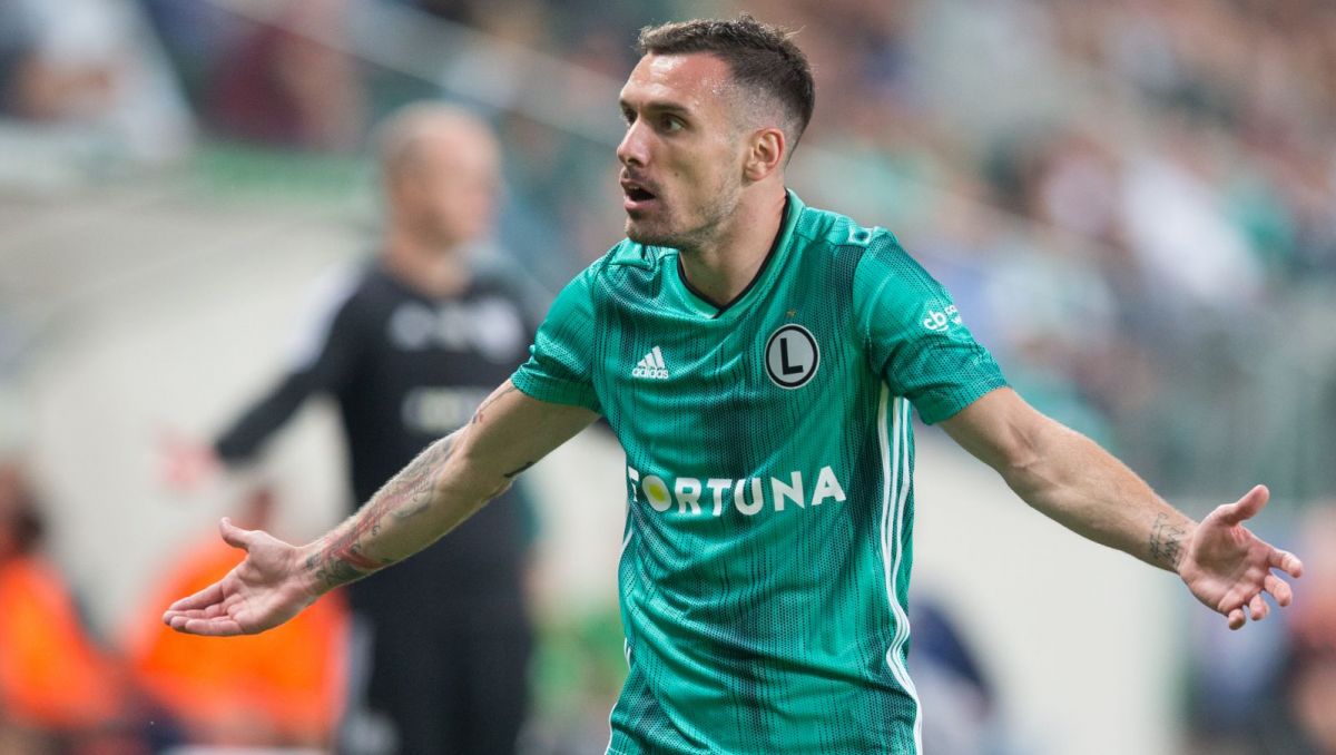 Marko Vesović: w Crvenej zvezdzie kibice powybijali nam szyby w autach ...